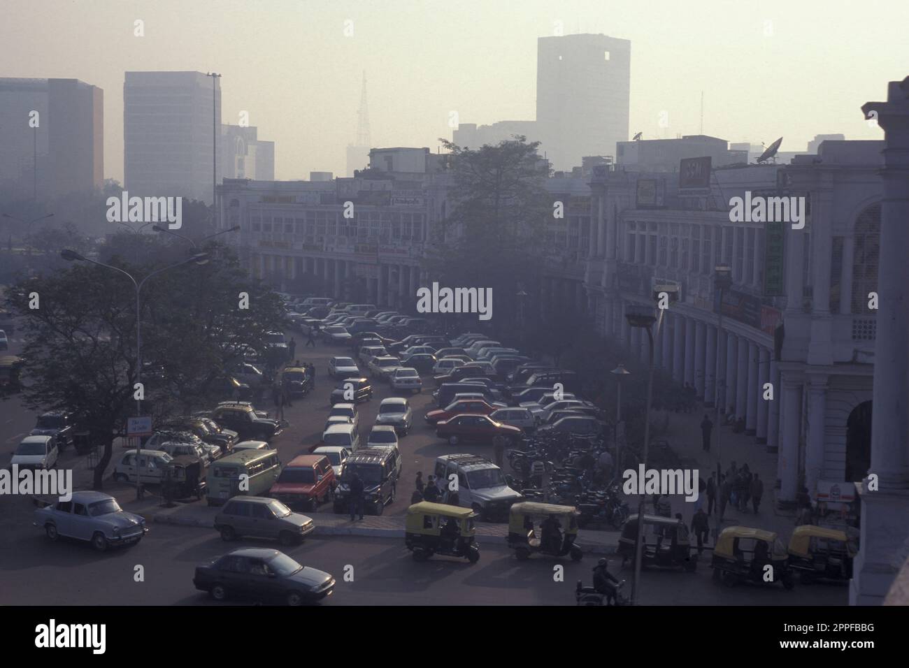 a view of the shopping area of Connaught Place in the city of New Delhi ...