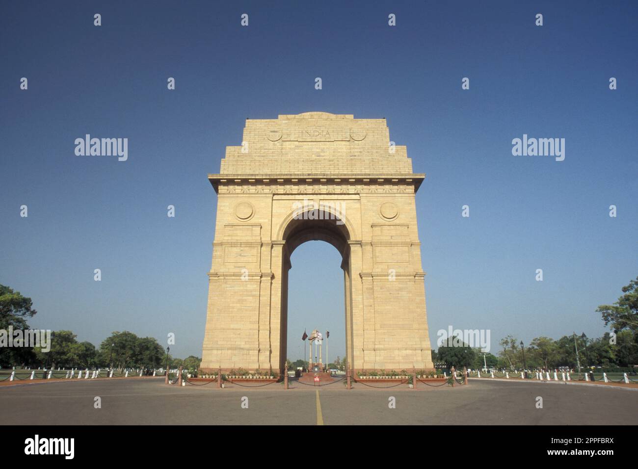 Roundabout in new delhi india hi-res stock photography and images - Alamy