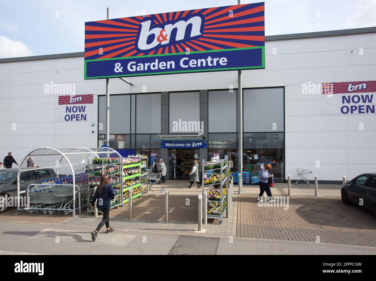 Cortonwood Shopping Park, Barnsley, S73 0TB Stock Photo - Alamy