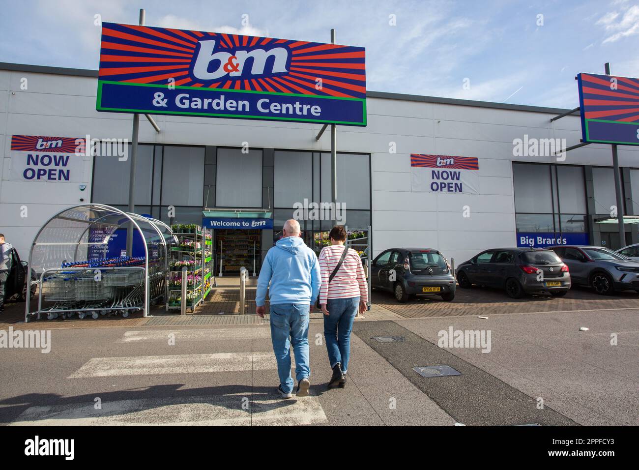 Cortonwood Shopping Park, Barnsley, S73 0TB Stock Photo - Alamy