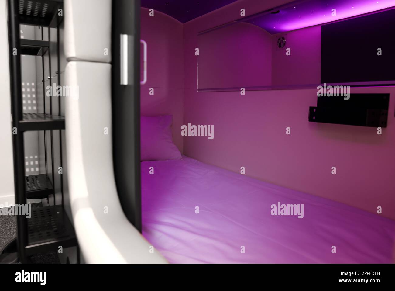 Mirror capsule hi-res stock photography and images - Alamy