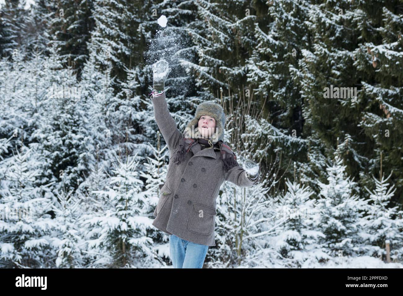Young caucasian man snowball hi-res stock photography and images - Alamy
