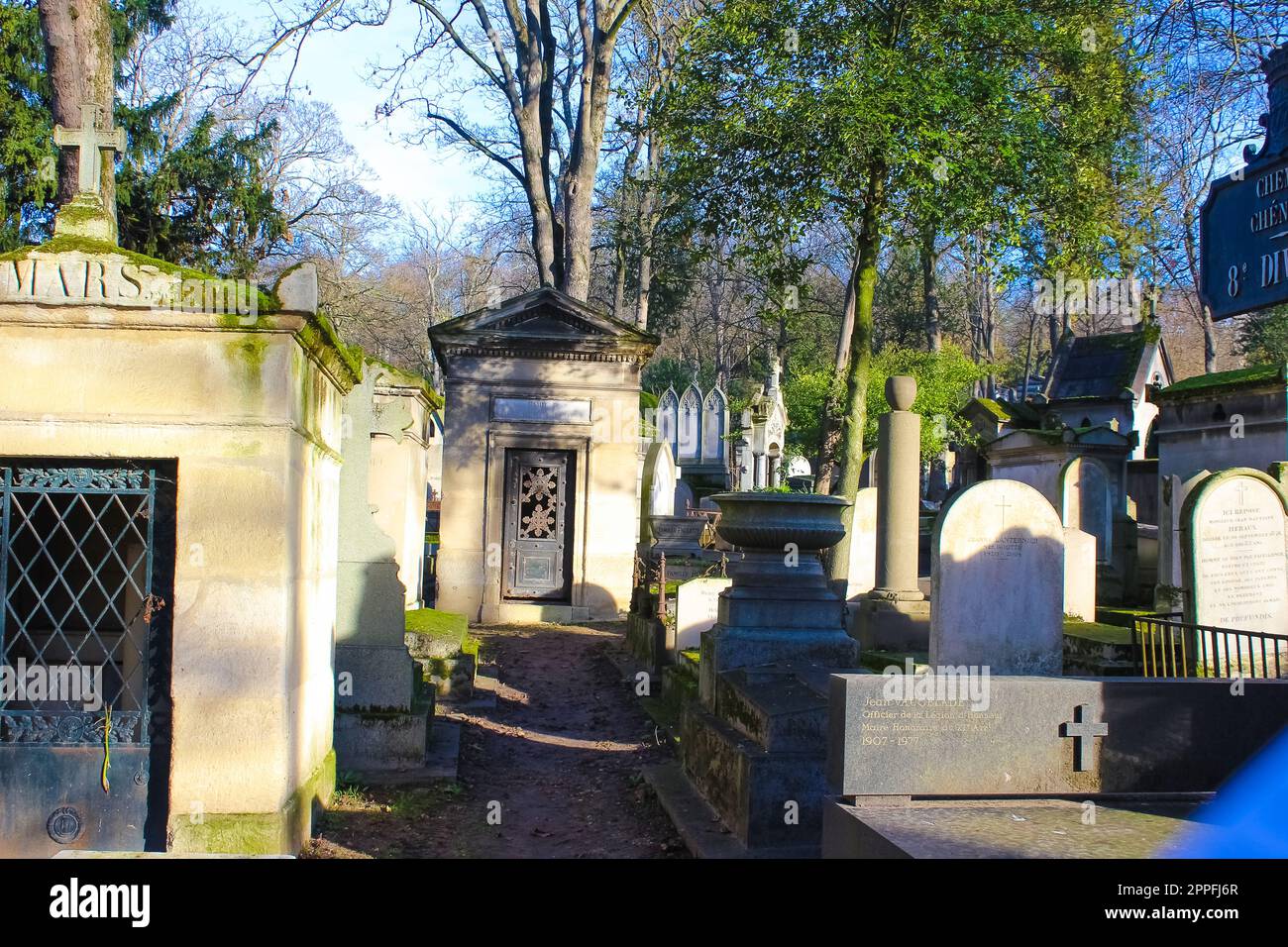 Graves and crypts in Pere Lachaise Cemetery, This cemetery is the final resting place for many ...