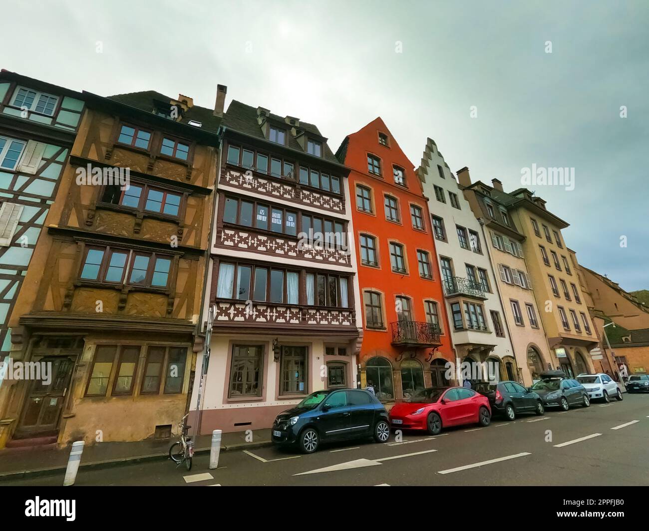 Downtown going hi-res stock photography and images - Alamy