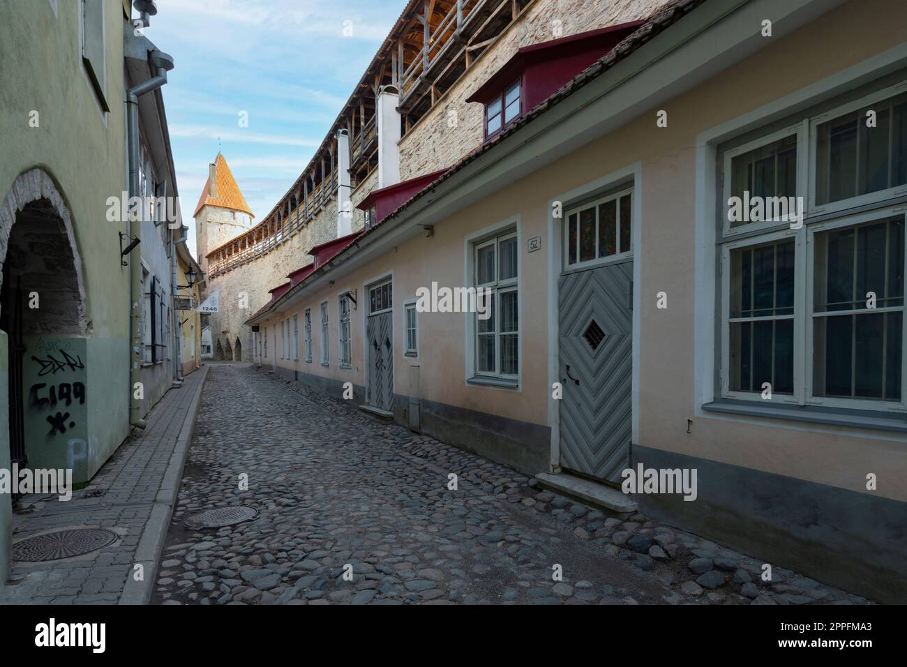 Narrow walkway in stone town hi-res stock photography and images - Alamy