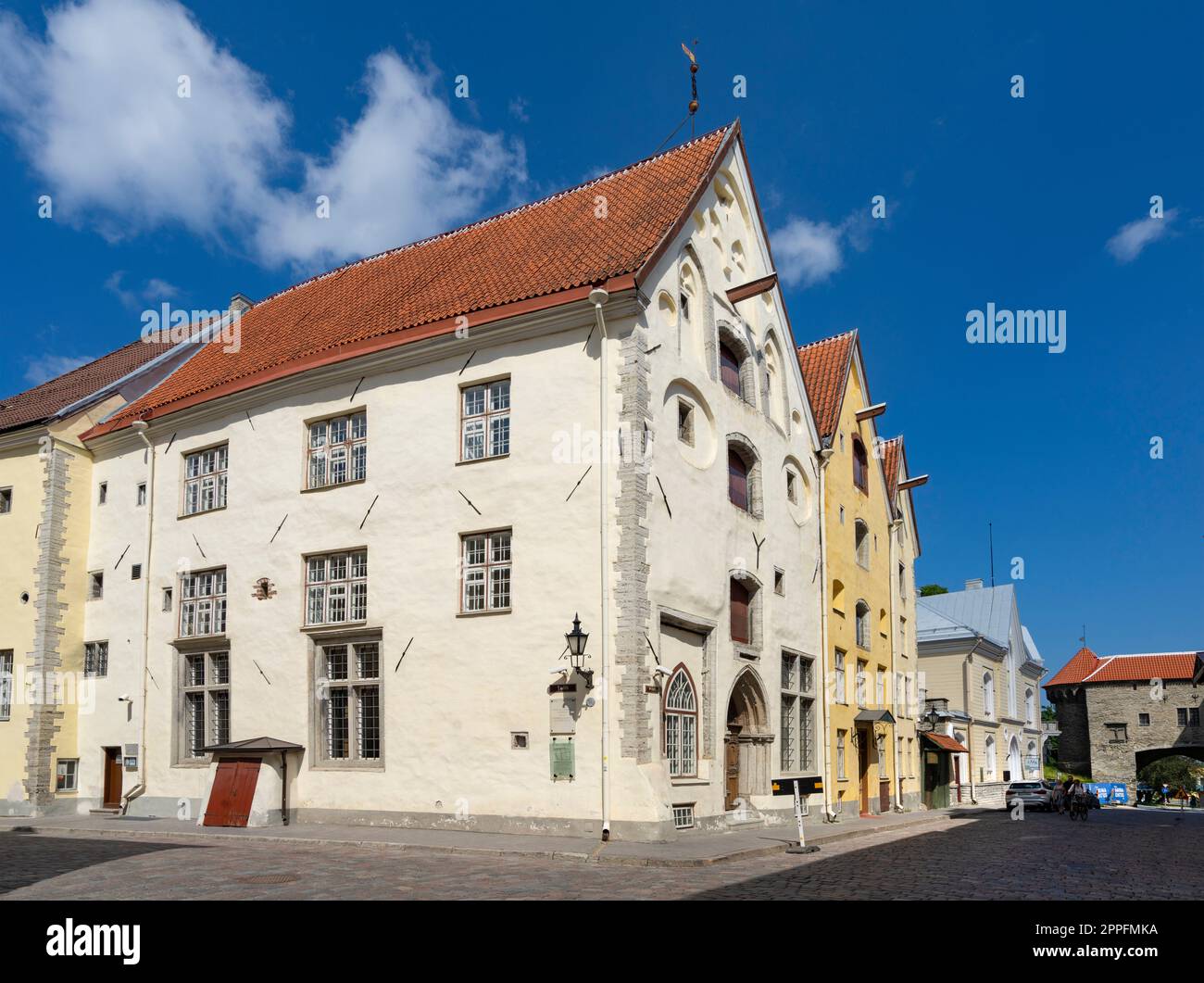 Old houses in tallinn hi-res stock photography and images - Alamy