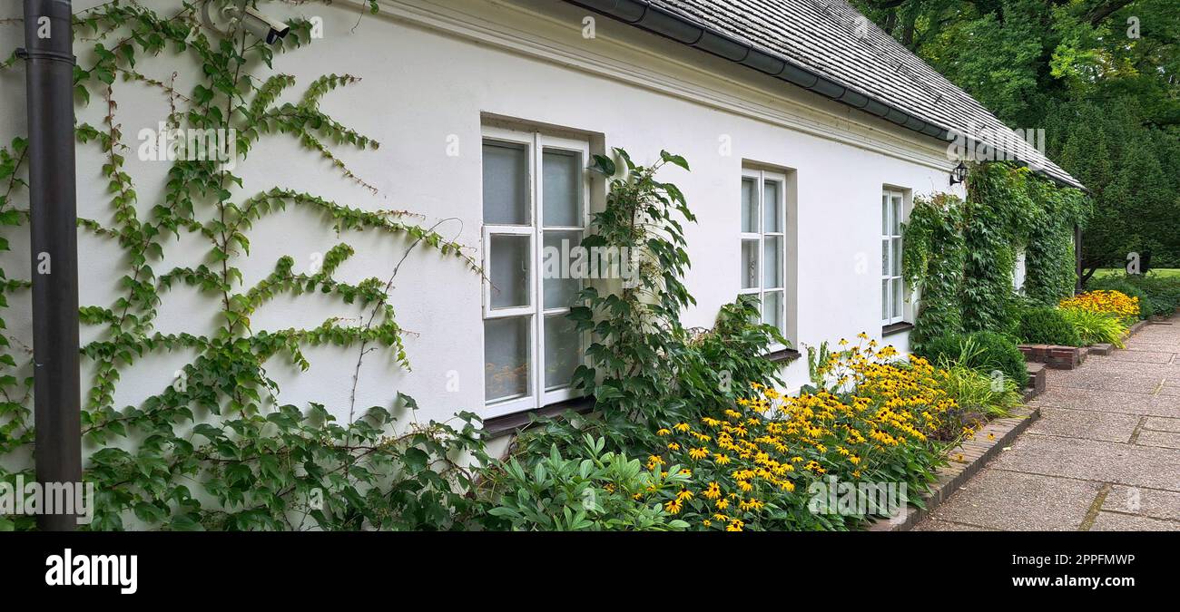 Manor-house in Zelazowa Wola - the Birthplace of Frdric Chopin ...