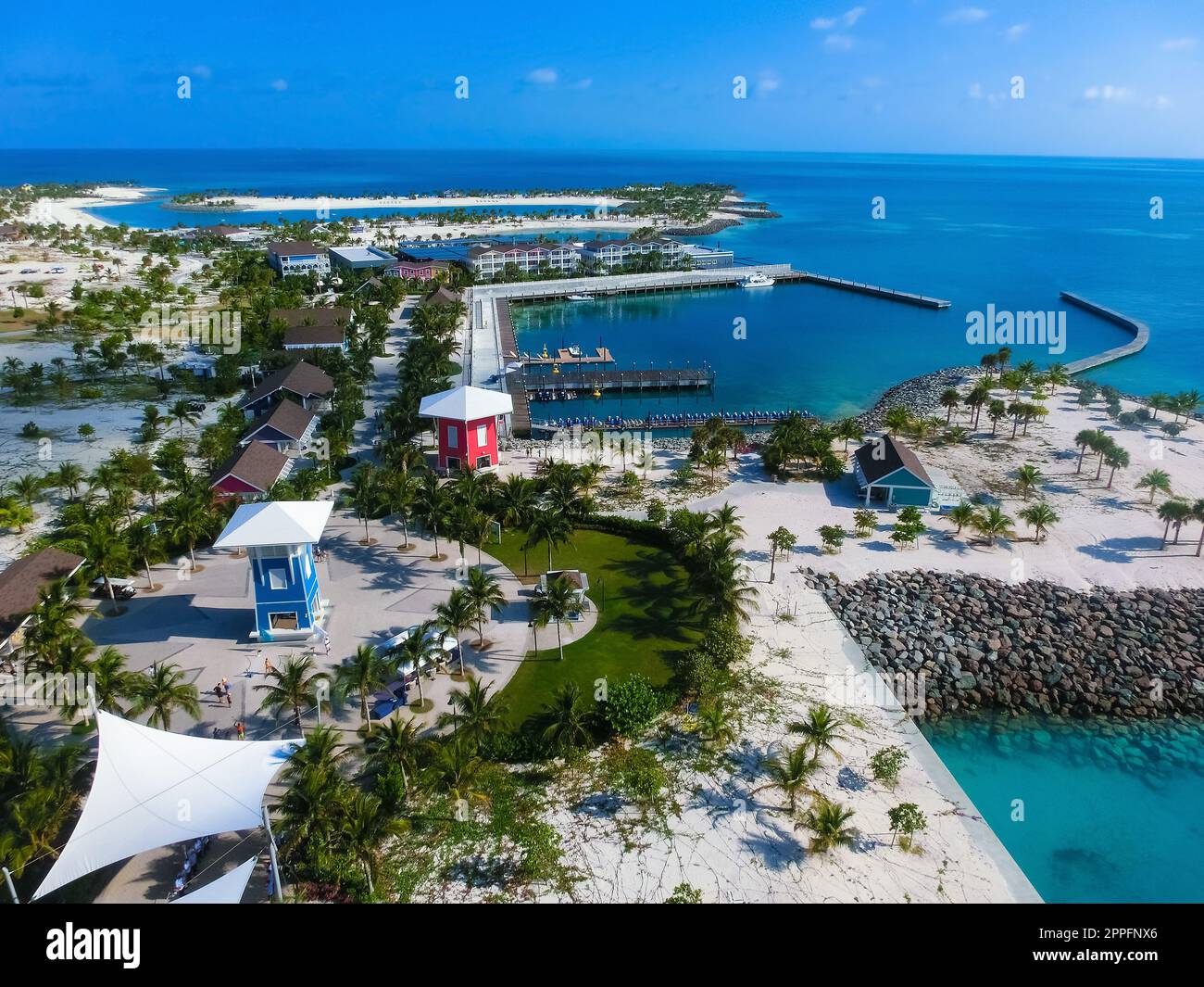Bahamas houses hi-res stock photography and images - Alamy