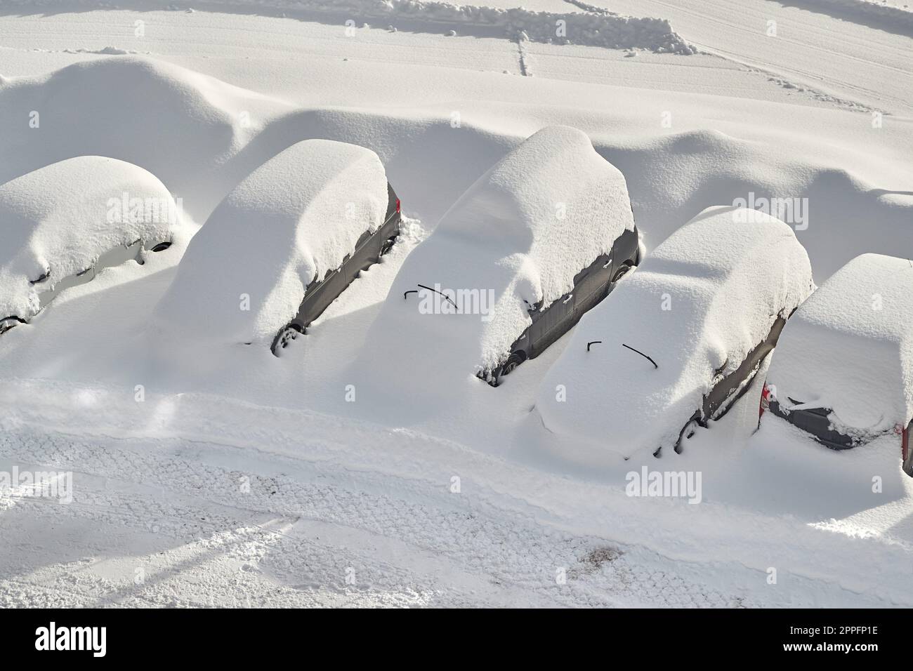 Winter parking cars Stock Photo - Alamy