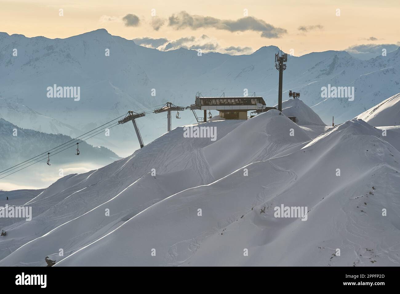 Top slope hi-res stock photography and images - Alamy