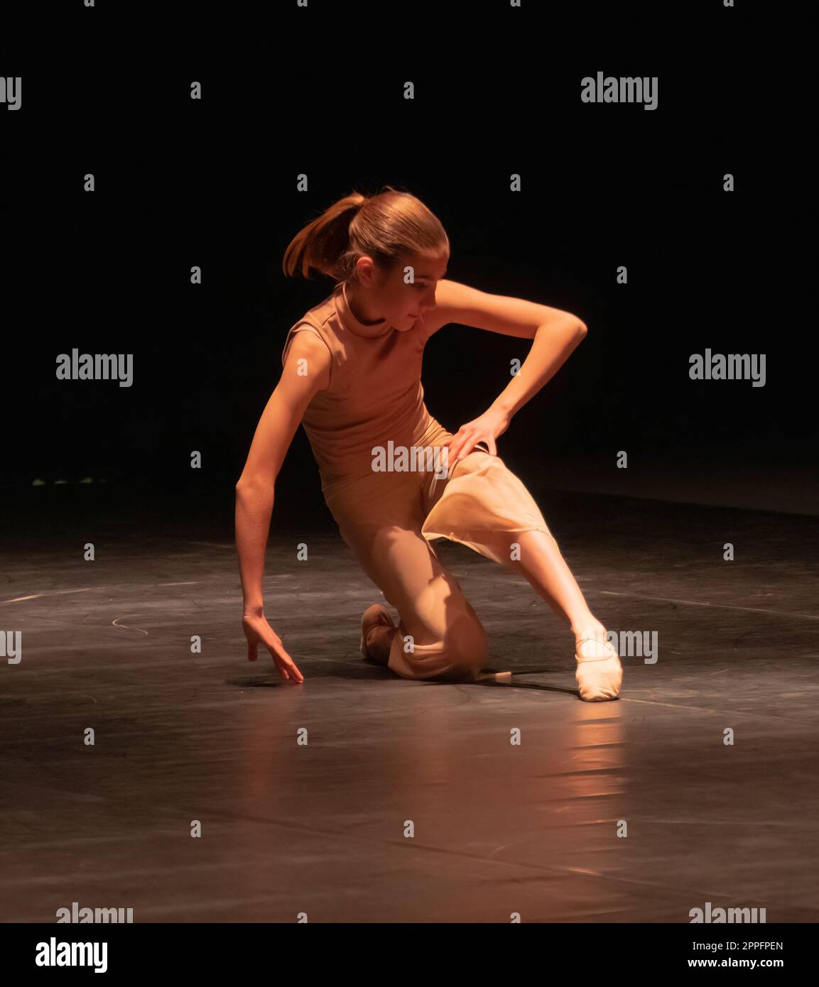 Girl performing classical dance Stock Photo - Alamy