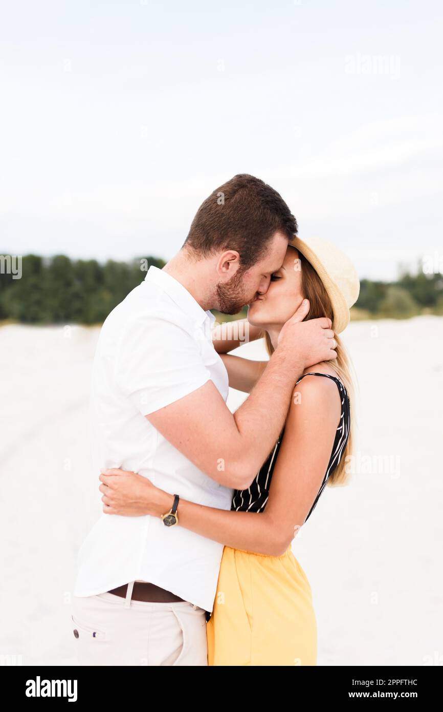 Romantic Hugs And Kisses Photos