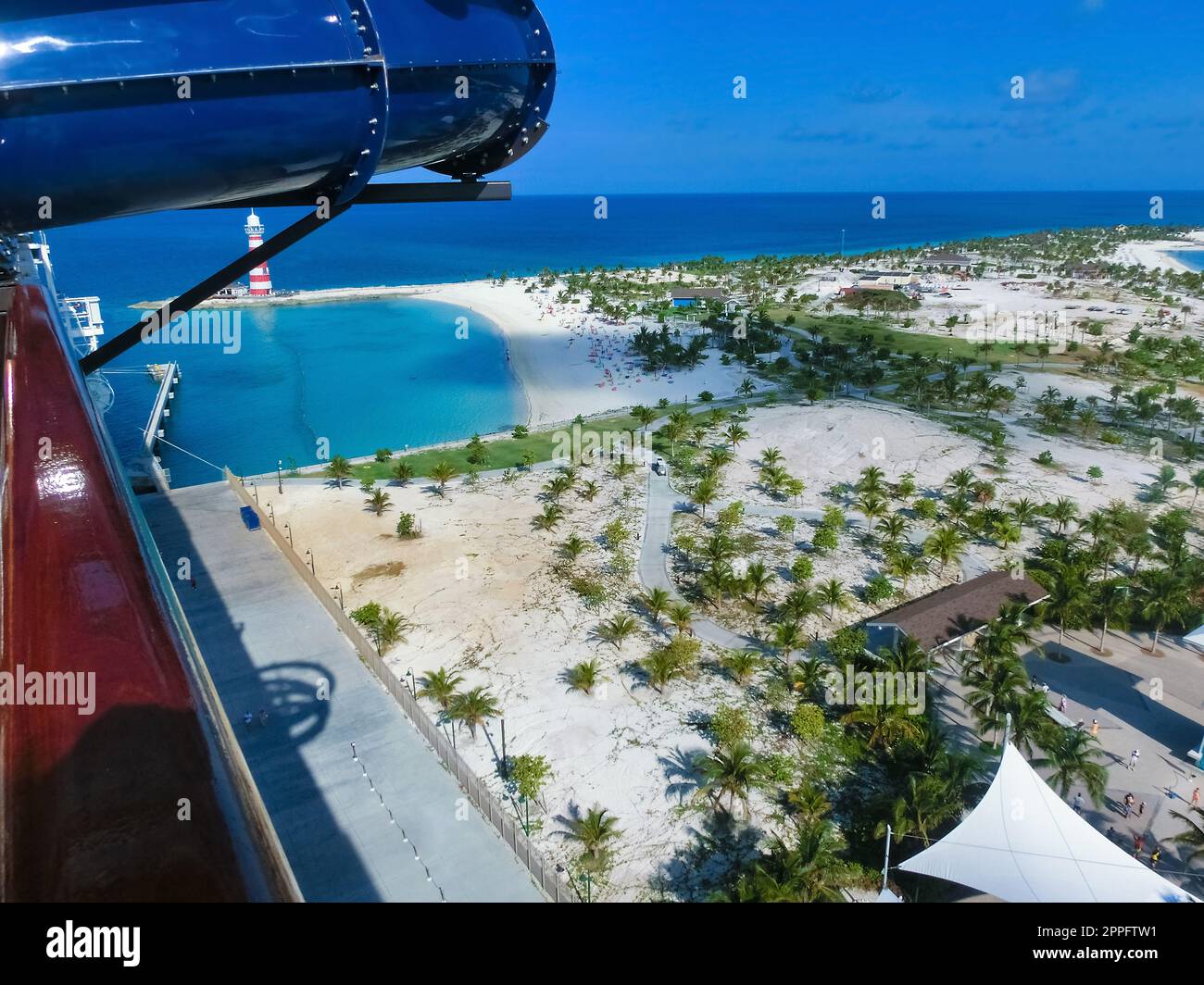 Beach on Ocean Cay Bahamas Island with a colorful houses and turquoise ...