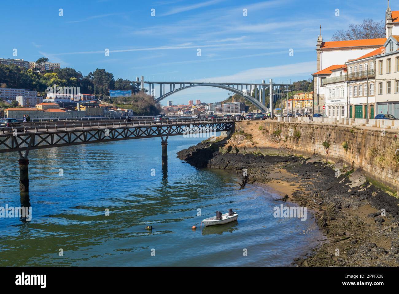 View douro river arrabida hi-res stock photography and images - Alamy