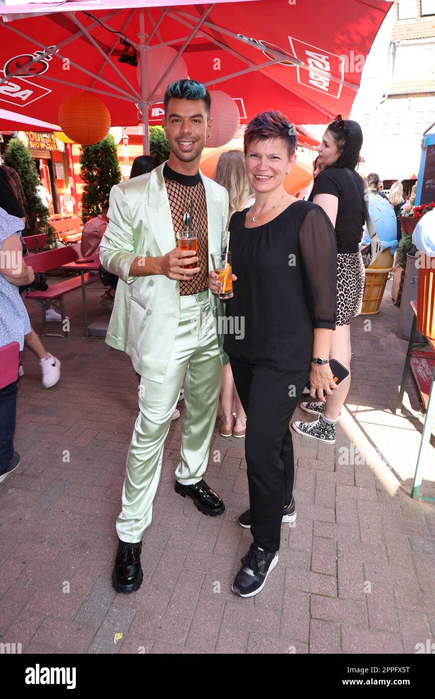 Elvis L Amoureux,Katharina Hauke (CEO),Lieferando Food-Queen Delivery ...