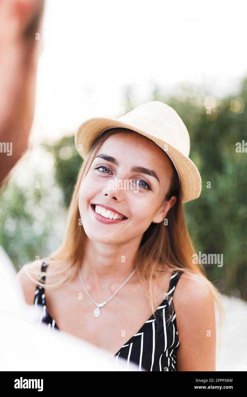 Seville spain woman hat hi-res stock photography and images - Alamy