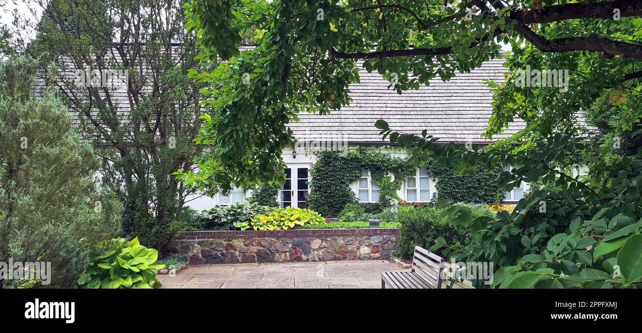 Manor-house in Zelazowa Wola - the Birthplace of Frdric Chopin ...