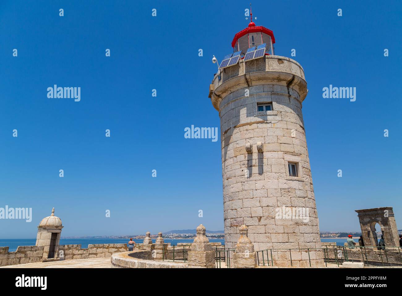 People visiting the old Bugio Lighthouse Stock Photo - Alamy