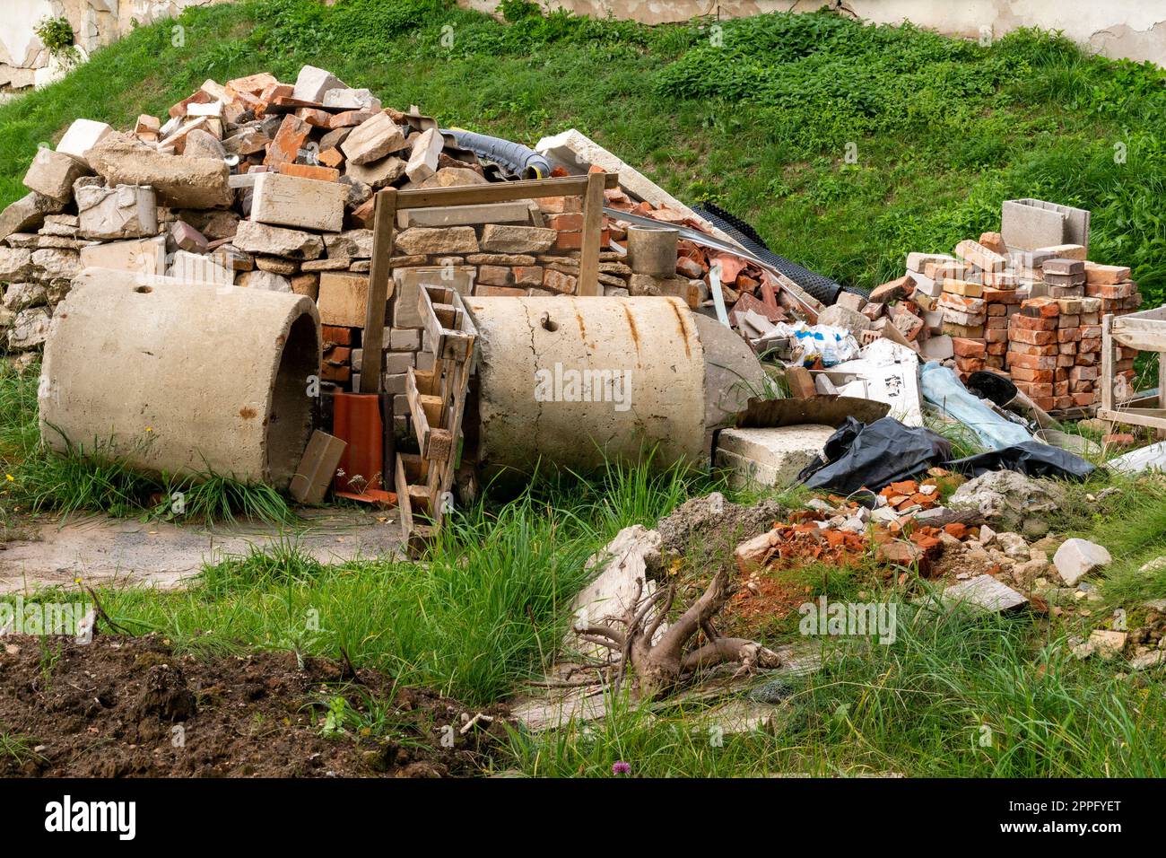 Pile of construction waste Stock Photo - Alamy