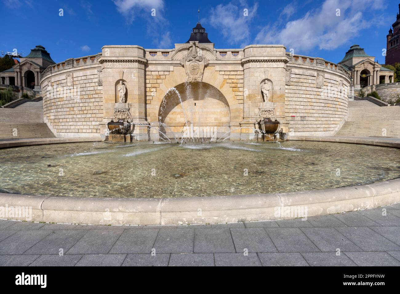 Fountain at Chrobry Embankment (Hakena Terrace), terrace along Odra ...