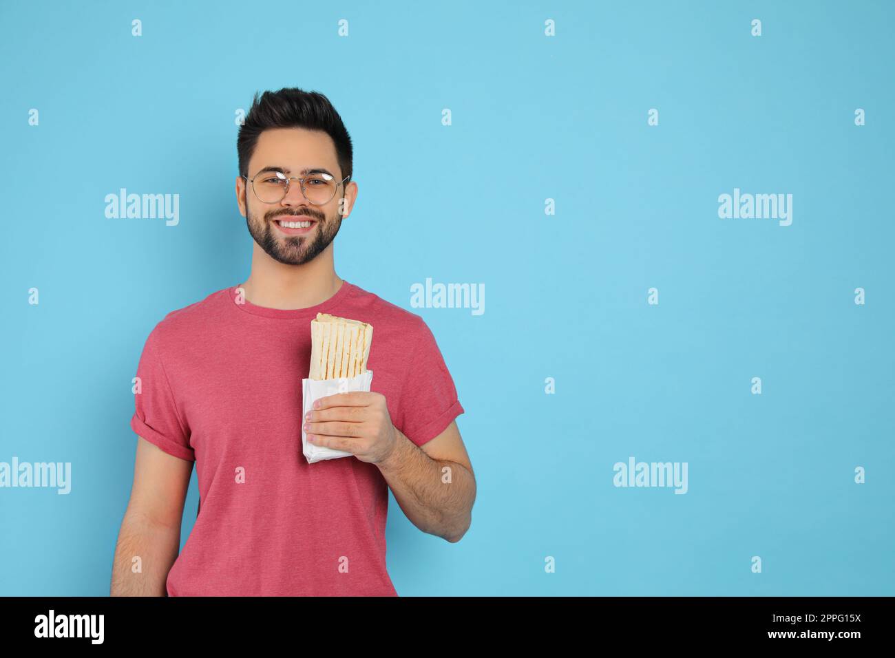 Turkish shawarma young man hi-res stock photography and images - Alamy