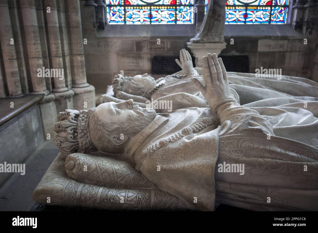 Tomb of King Henry II and Catherine de Medicis, in Basilica of Saint ...