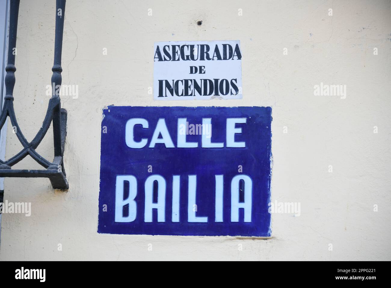 Street sign in Valencia, Valencia Province, Spain, March, 2023 Stock ...
