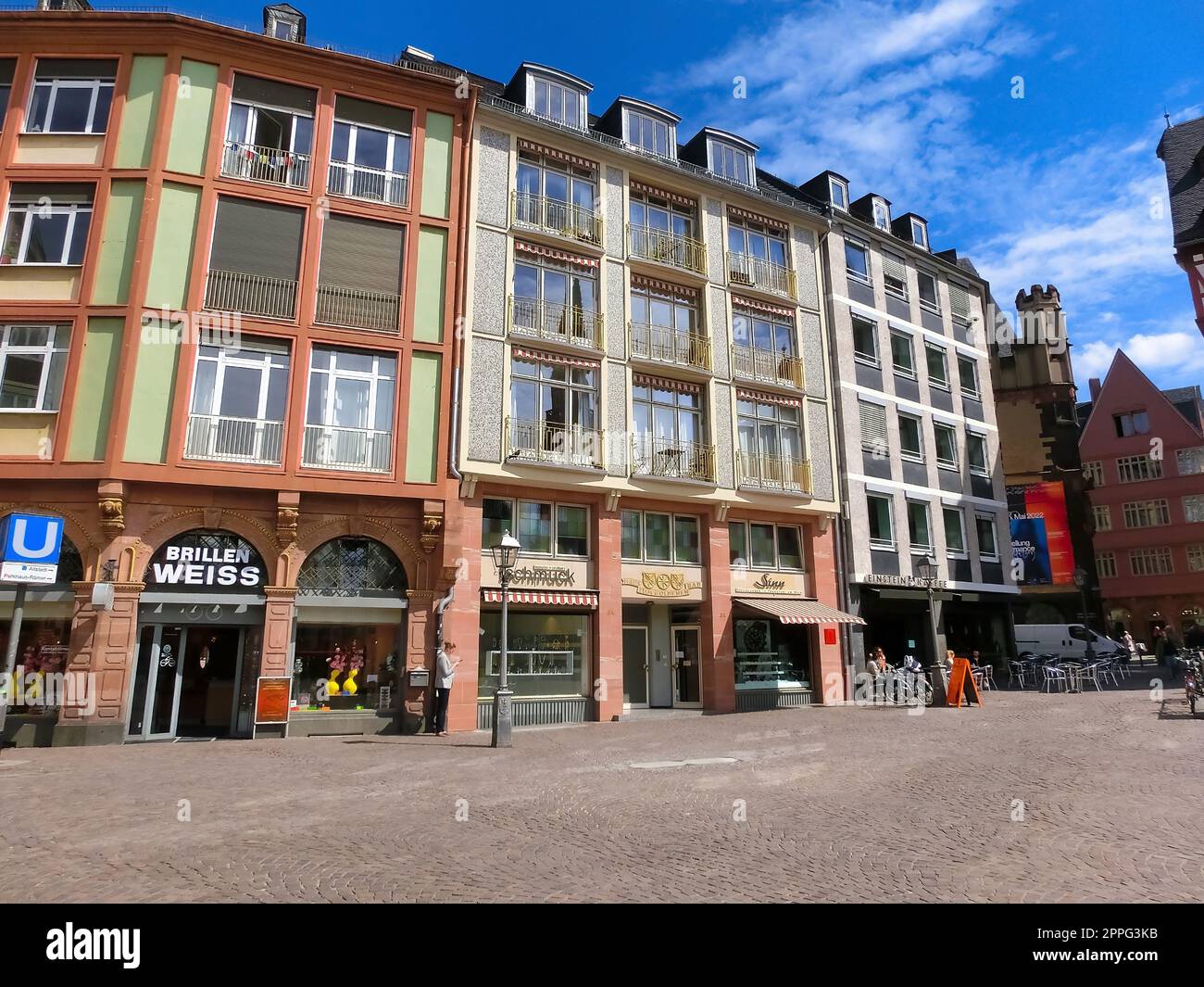 View of Roemerberg square in Frankfurt am Main, Germany Stock Photo - Alamy
