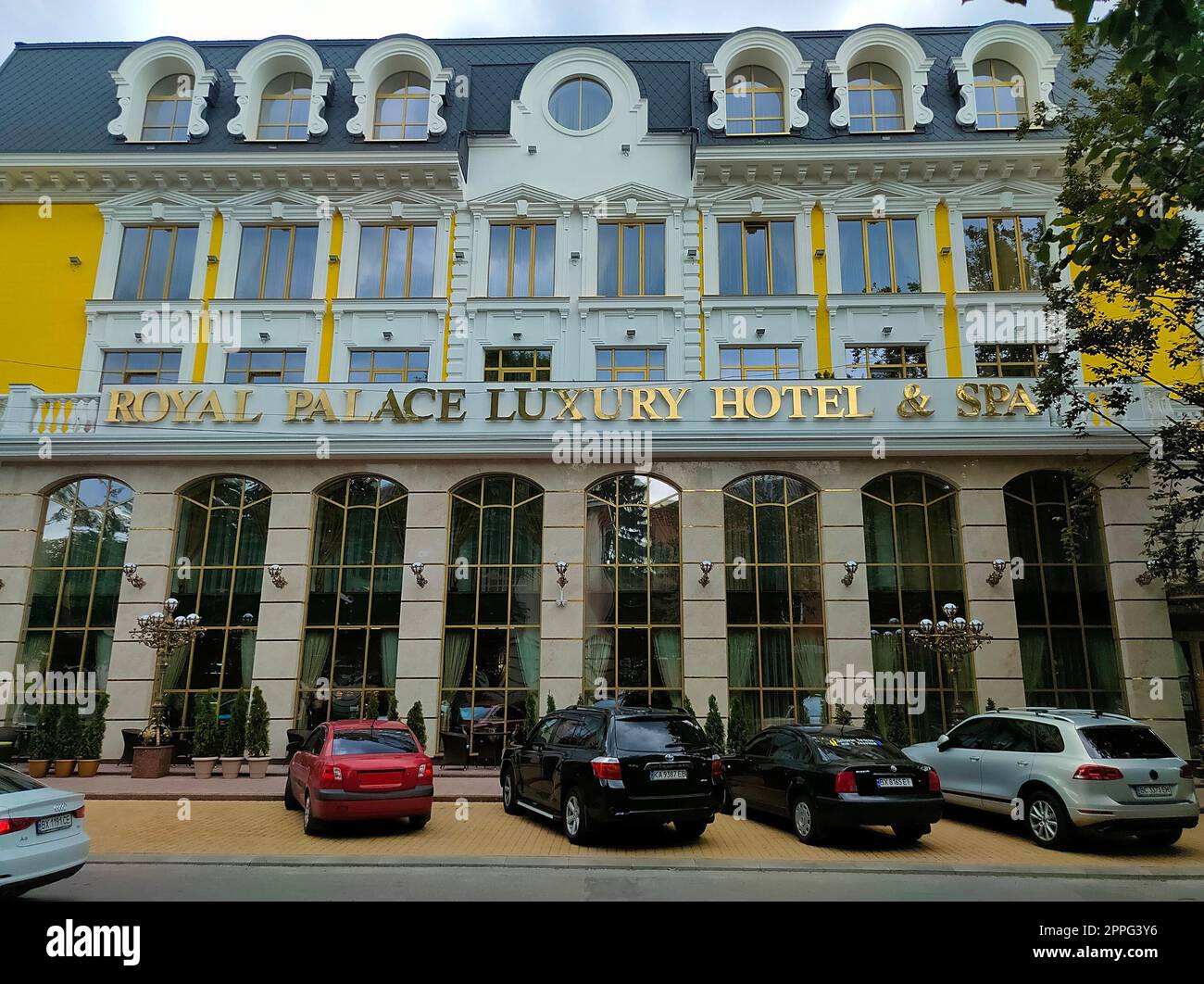 ROYAL PALACE LUXURY HOTEL and SPA - outdoor view Stock Photo - Alamy