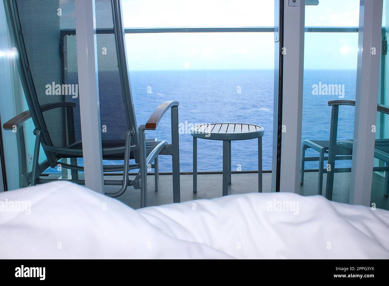 Interior view cruise ship hi-res stock photography and images - Alamy