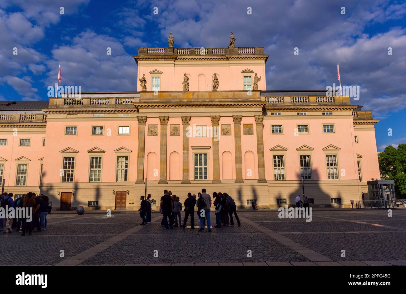 Berlin state opera hi-res stock photography and images - Alamy