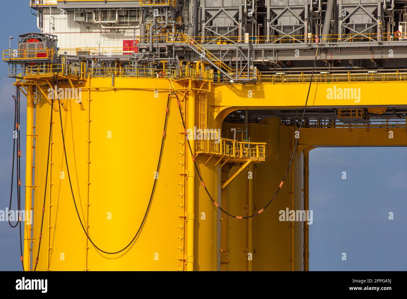 Oil platform close up shots Stock Photo - Alamy