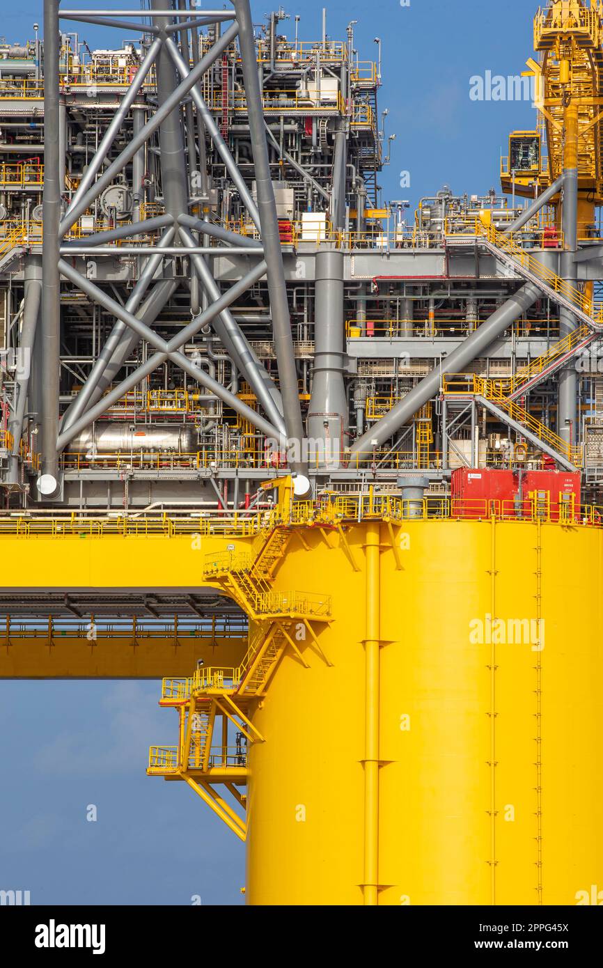 Oil platform close up shots Stock Photo - Alamy