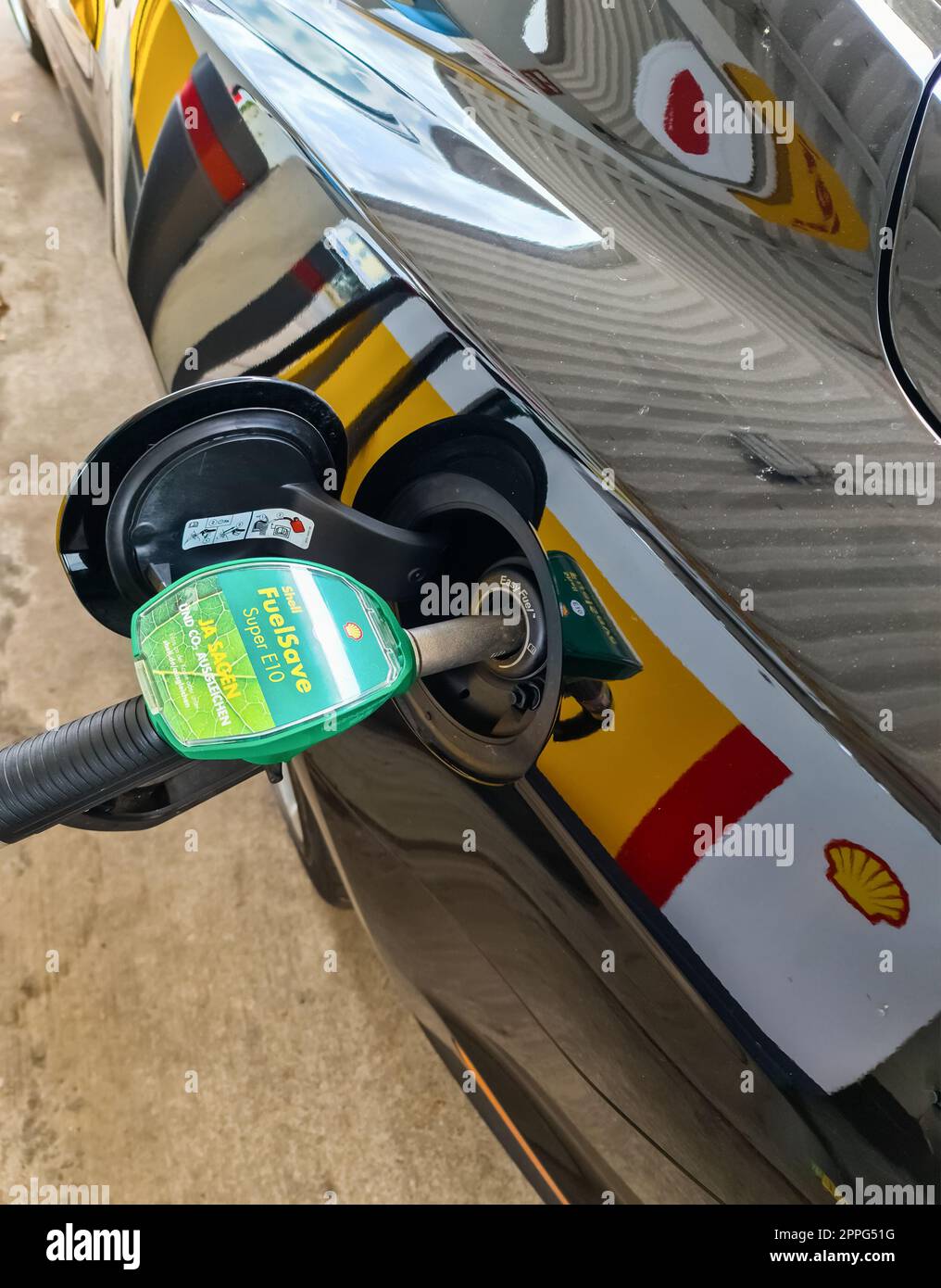 Kiel, Germany - 04. August 2022: Petrol pump of a Shell brand petrol ...
