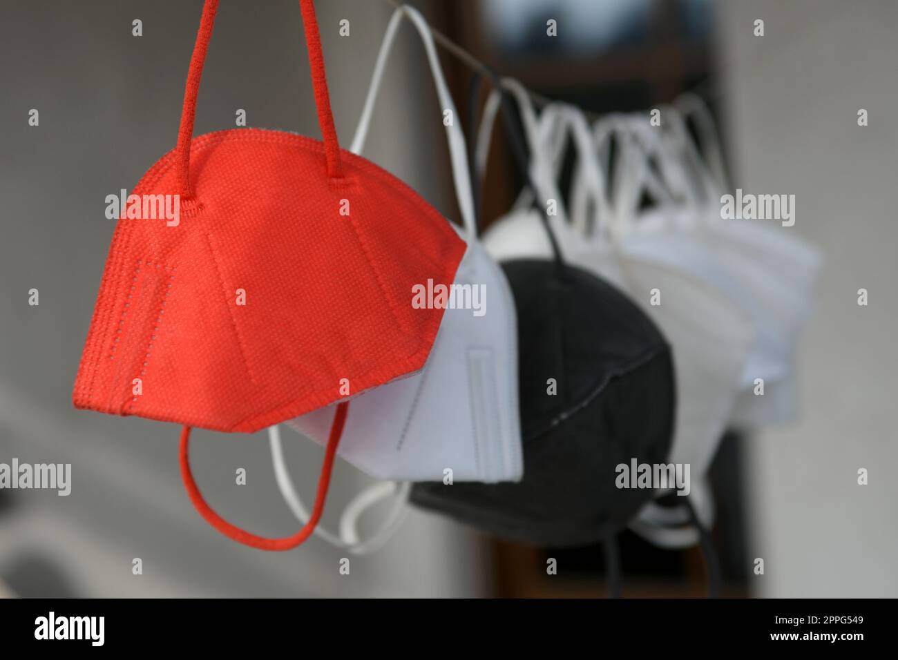 Mehrere verschiedene FFP2-Masken - Several different FFP2 masks Stock ...