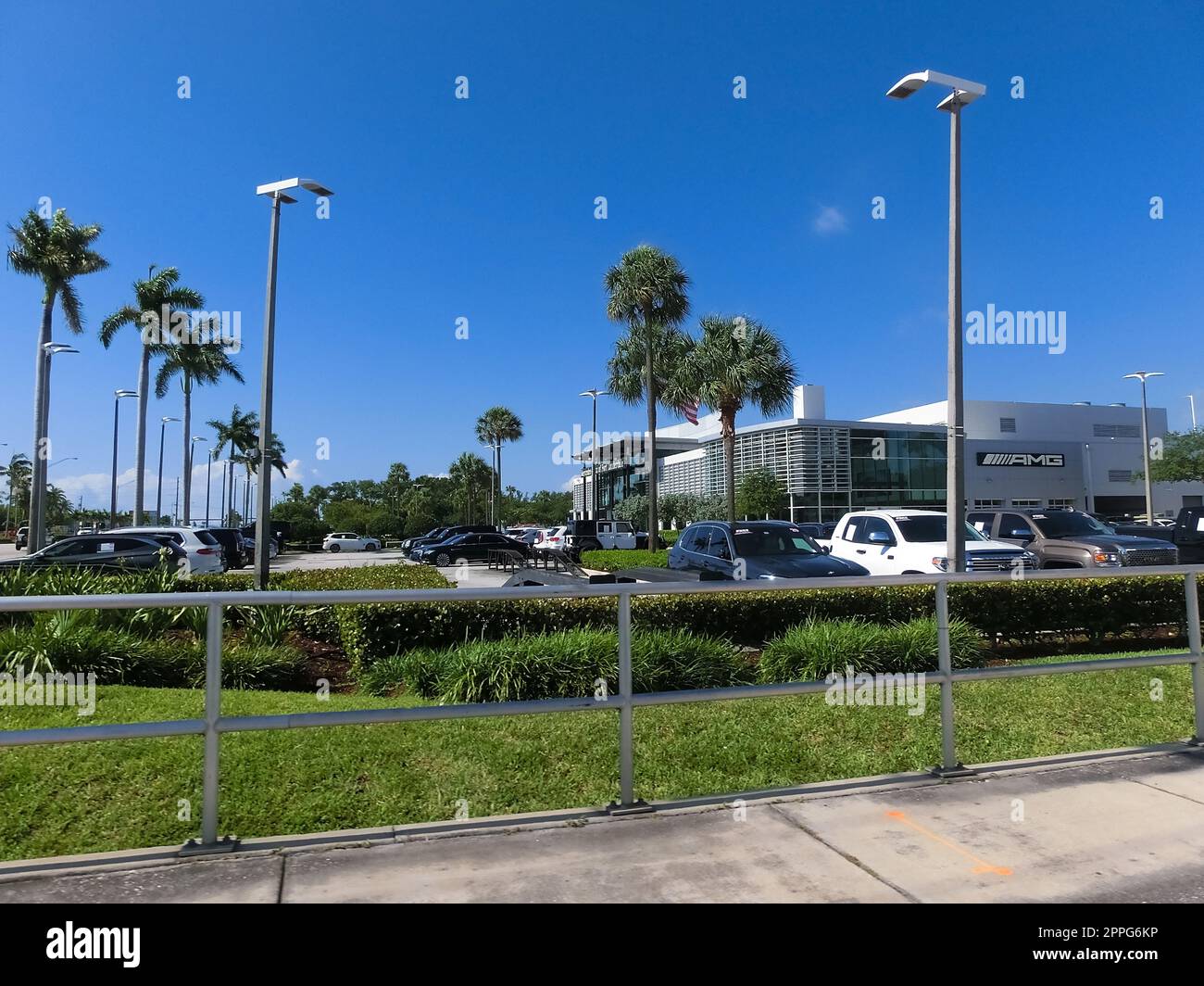 Mercedes Benz building car sign store dealership entrance shop logo ...