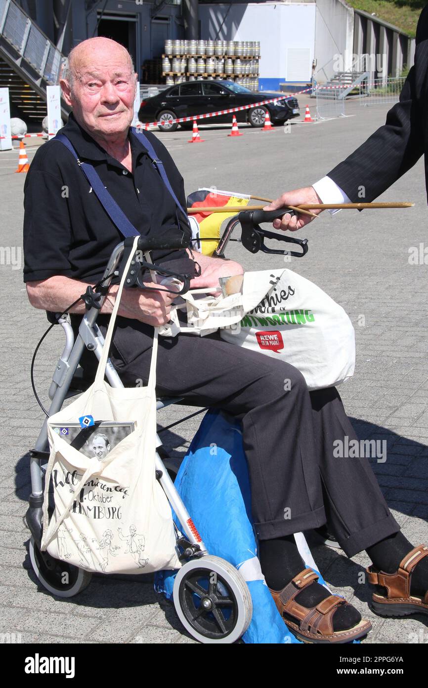 Willi Giesemann,funeral service Uwe Seeler,Volkasparkstadion,10.08.2022 ...