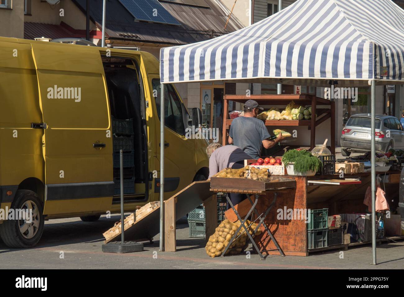 Street stall, street trading Stock Photo - Alamy