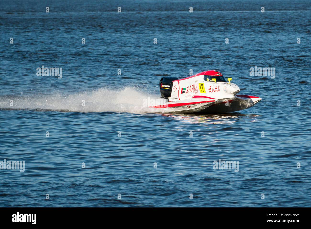 F2 powerboats hi-res stock photography and images - Alamy