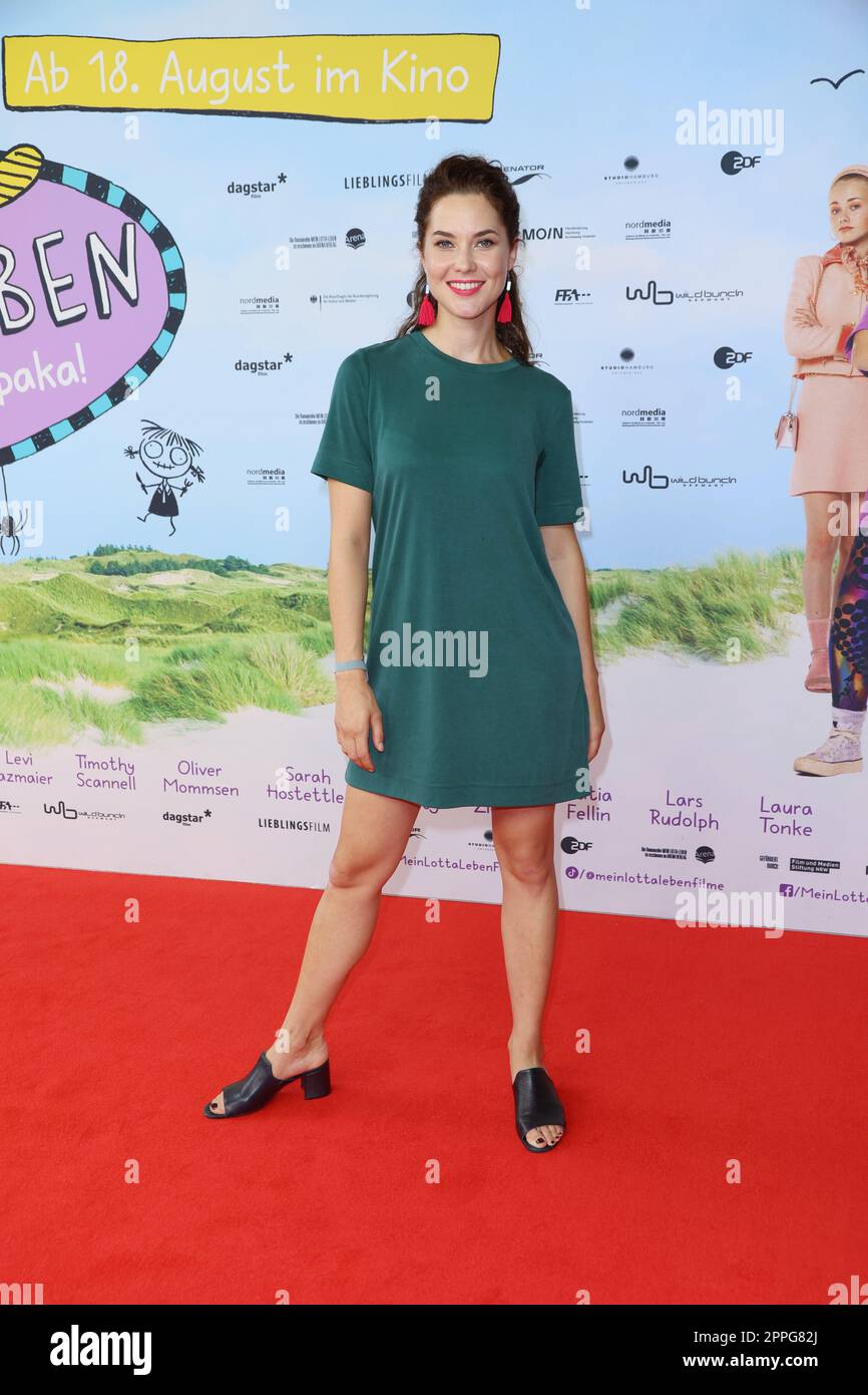 Katia Fellin,Premiere of Mein Lotta-Leben - Alles Tschaka mit Alpaka at ...