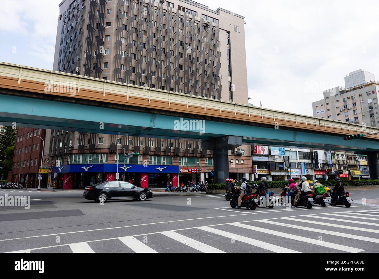 Taipei taiwan 13 march hi-res stock photography and images - Alamy