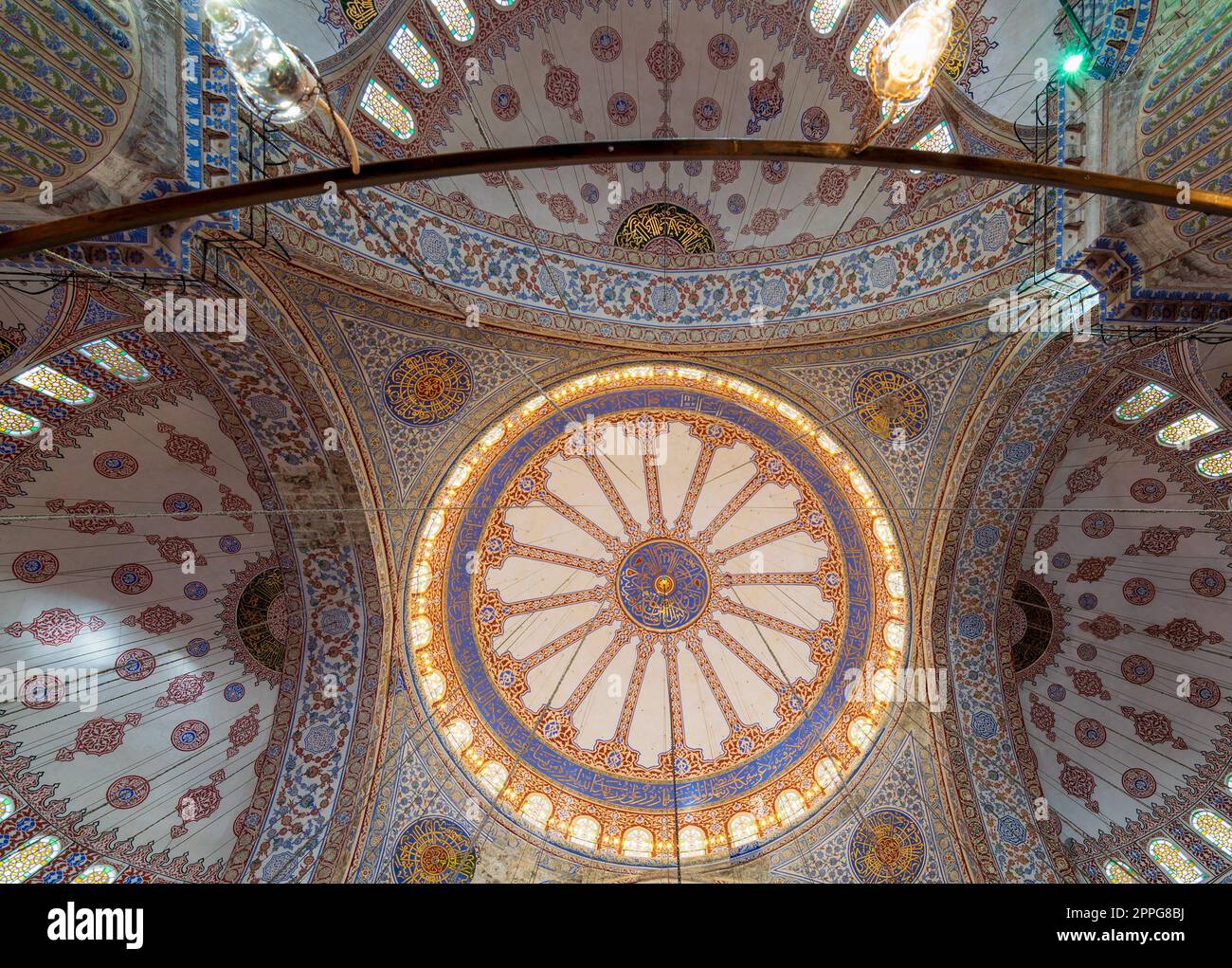 Blue mosque istanbul turkey ceiling hi-res stock photography and images ...