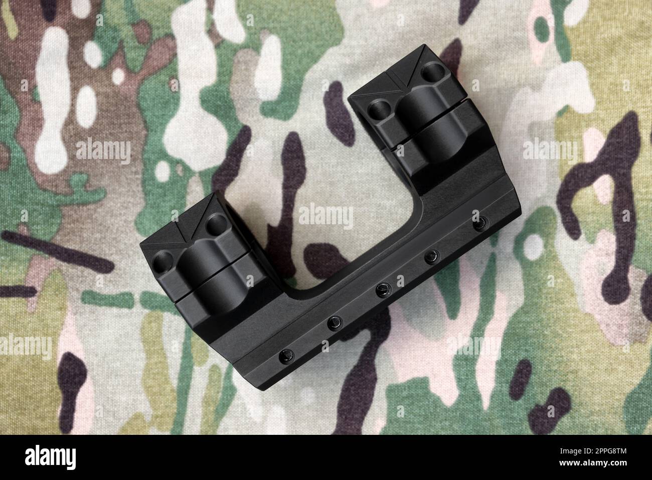 Quick disconnect sniper cantilever scope mount on fabric with ...