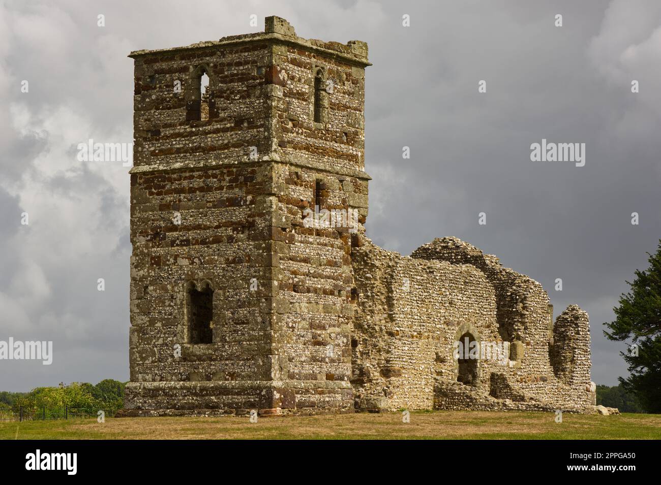 Knowlton Church and Earthworks Stock Photo - Alamy