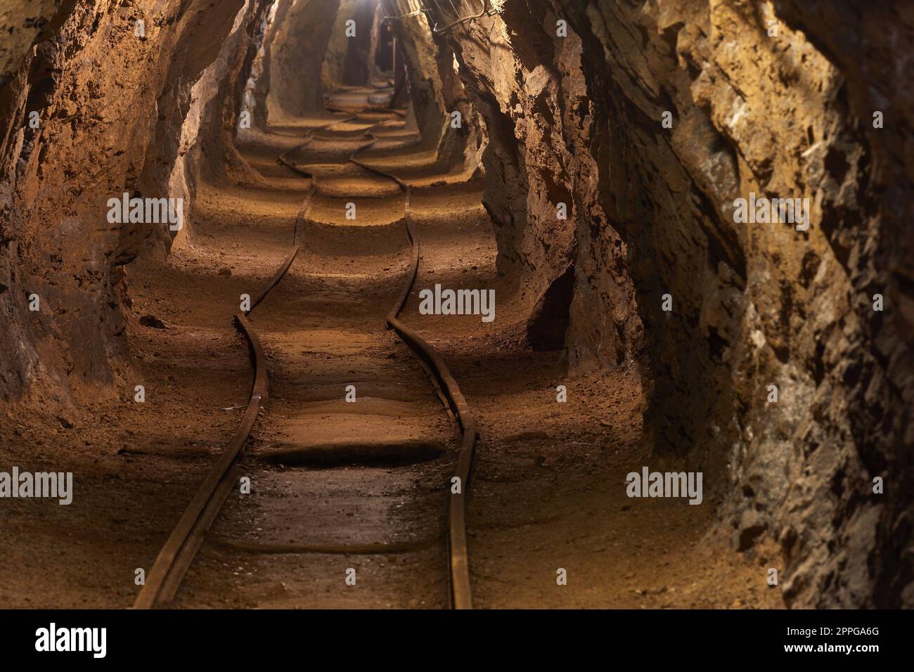 Old mine facility hi-res stock photography and images - Alamy