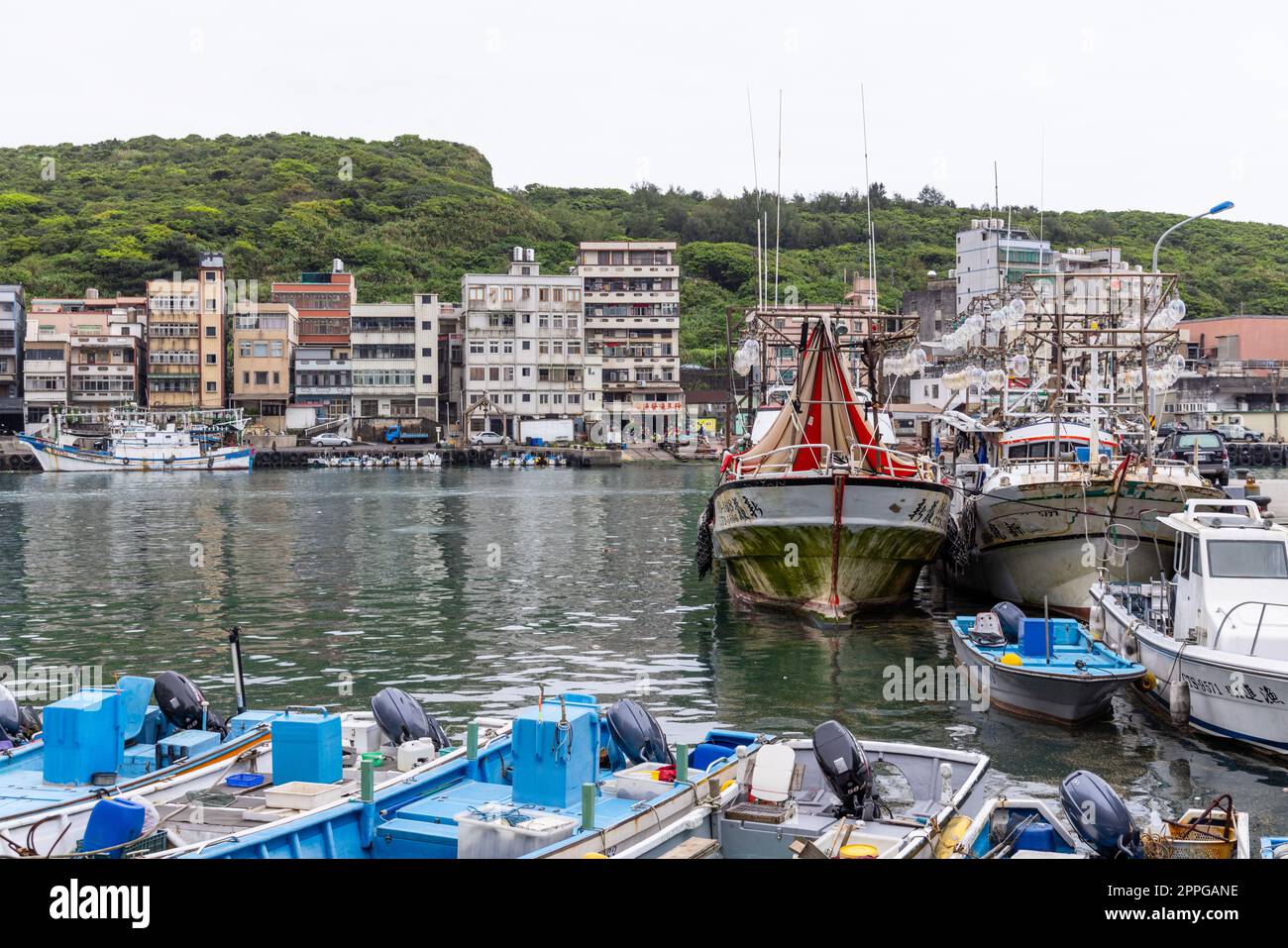 Yehliu Fishing Harbor in Taiwan Stock Photo - Alamy