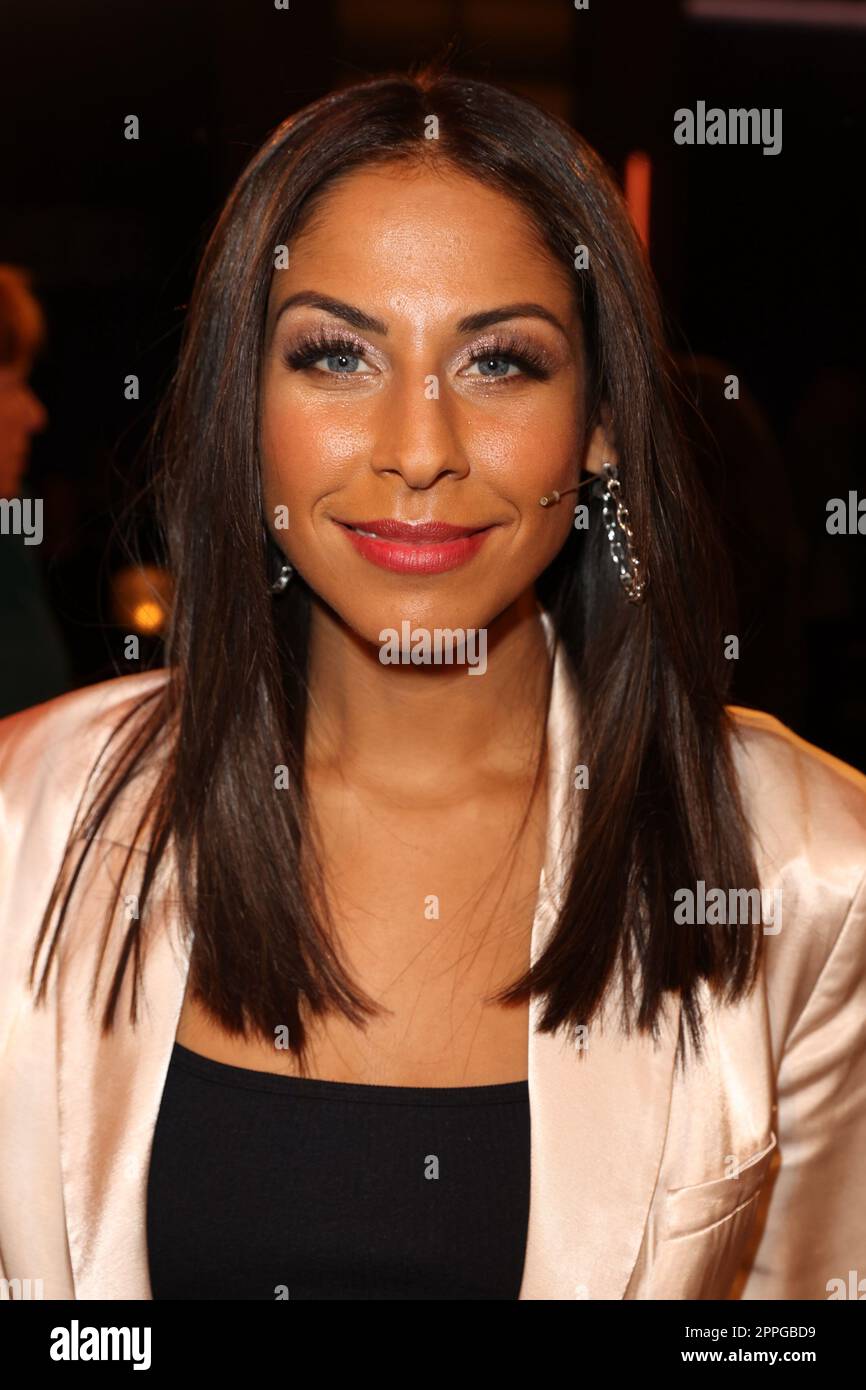 Negah Amiri,Koelner Treff (eps. 646),WDR Studio BS2,Koeln,23.09.2022 ...