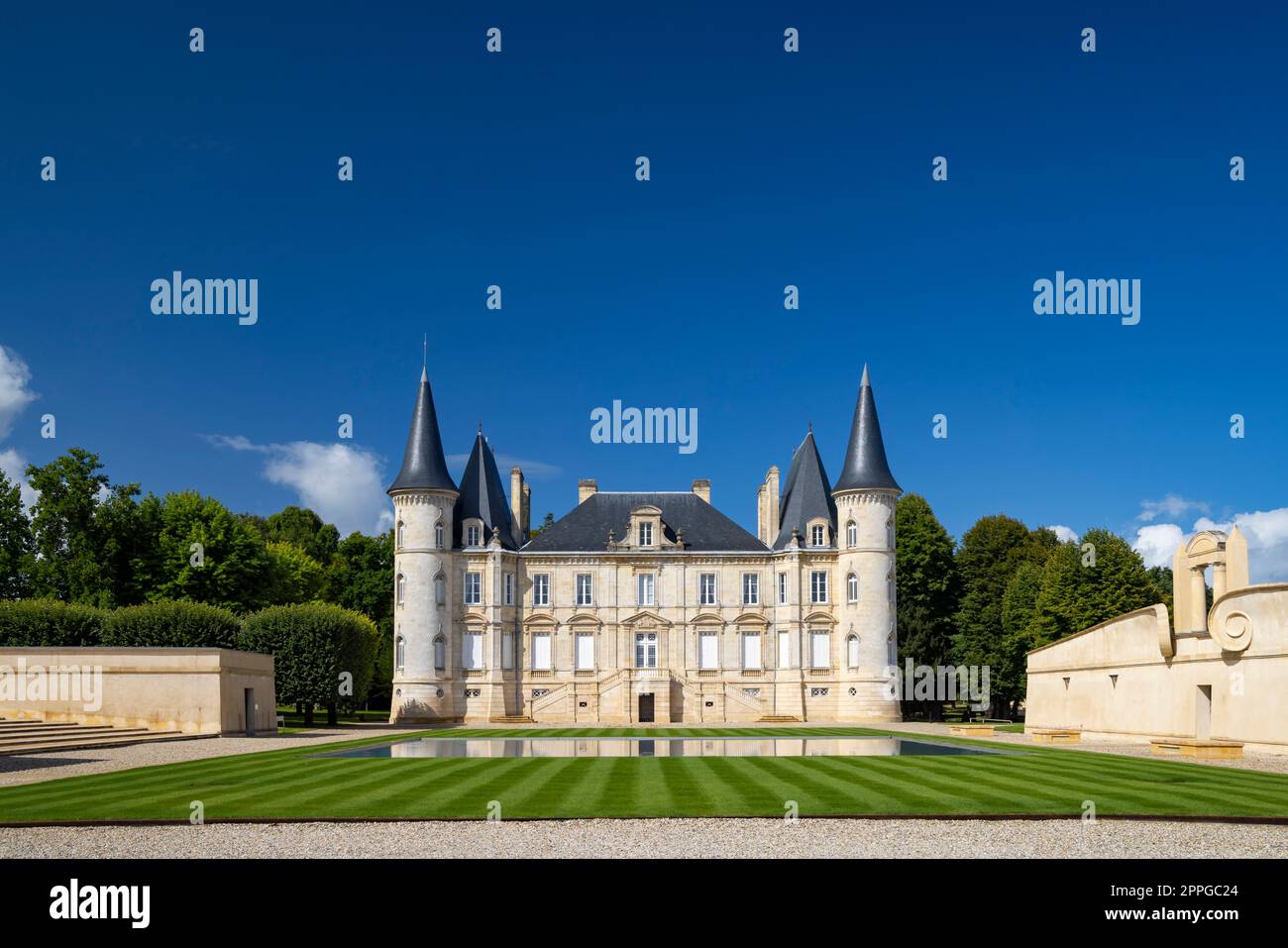 Baron de pichon hi-res stock photography and images - Alamy