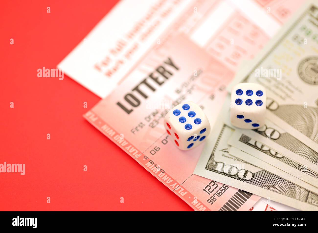 Dice and money hi-res stock photography and images - Alamy