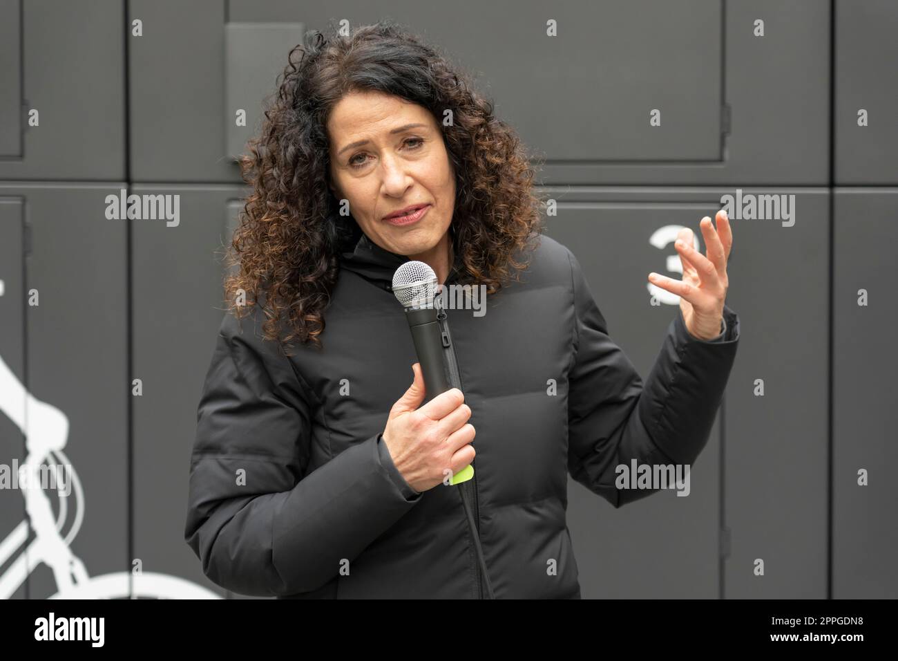Mobility Senator Bettina Jarasch (BÃ¼ndnis 90/Die GrÃ¼nen) at the ...